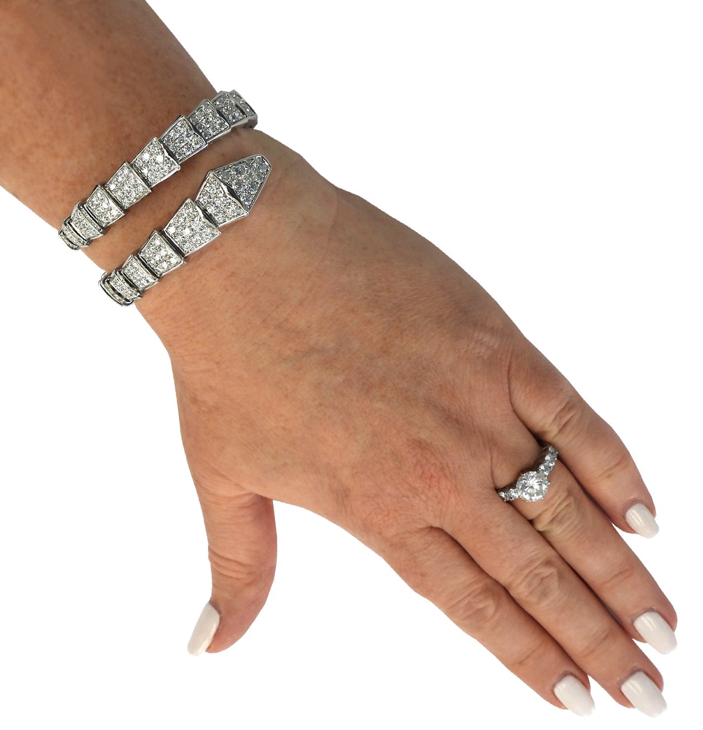 Bvlgari Serpenti Diamond Single Coil Viper Bangle Bracelet V43638 Vivid Diamonds